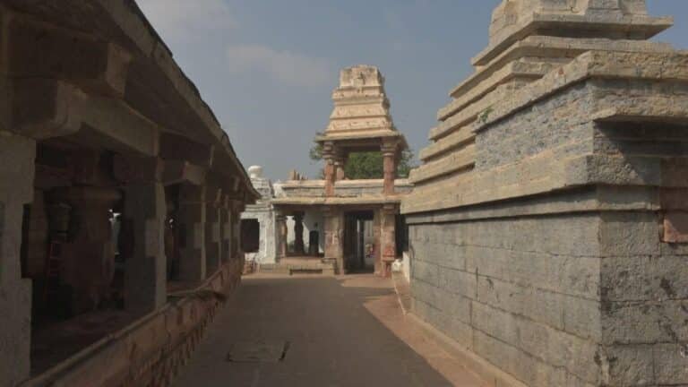 Explore the Beauty of Alampur Jogulamba Temple