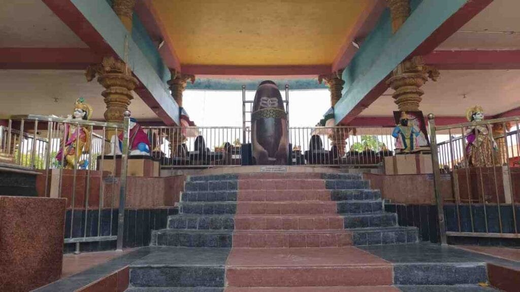 Golden Shivalingam at Ramaneswaram Temple